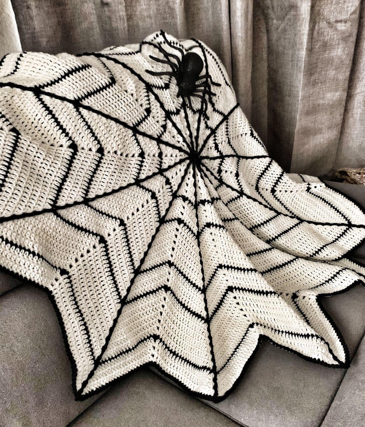 Spider Web Crochet Blanket A Fun Handcrafted Crocheted – SUGUSPOD